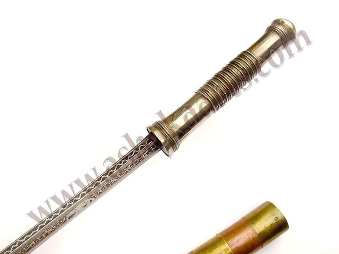 Fine Burmese South East Asian Dha sword with silver inlaid blade ...