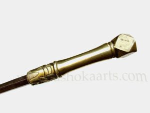 Scarce and fine Chinese Bar Mace with brass dragon hilt - Antique ...