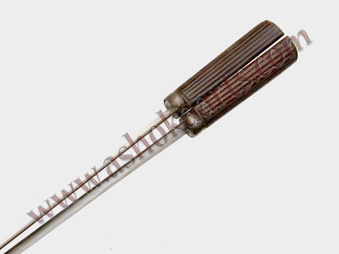 Pair of Chinese Hudiedao Butterfly swords 19th century - Antique Swords ...