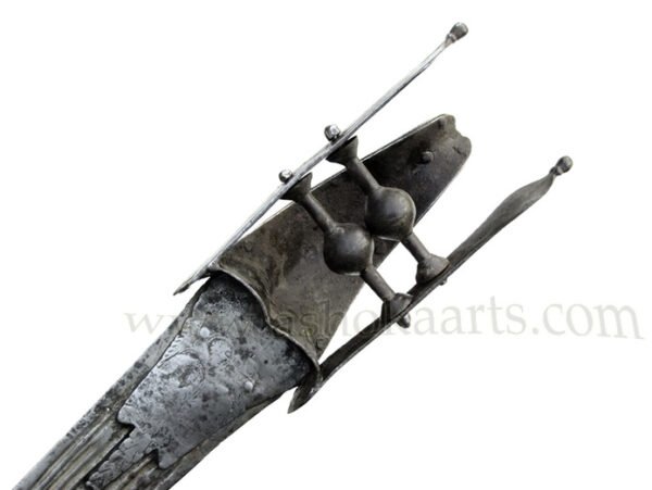 Early hooded punch dagger Katar from Vijayanagar Empire Southern India ...