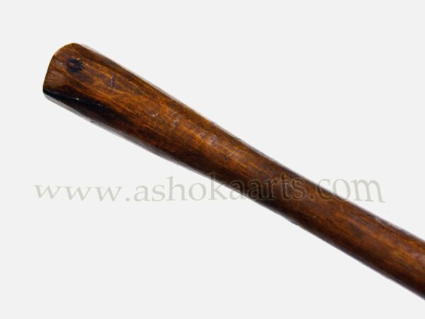 Large-bladed South African stabbing spear - Antique Swords and Weapons ...