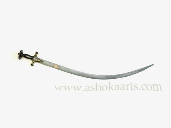 Indian Shamshir sword with Tulwar hilt Wootz steel blade and gold ...
