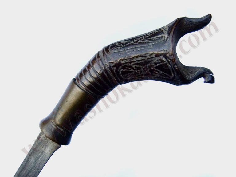 Knives & Daggers - Antique Swords and Weapons | Arms and Armour ...