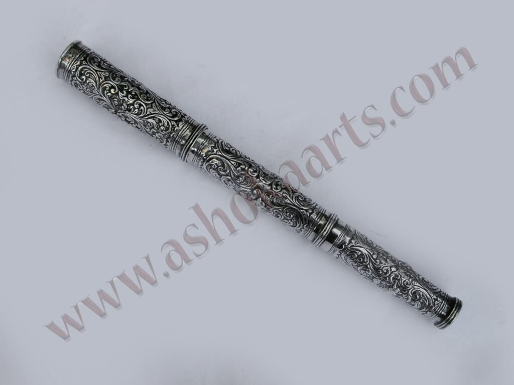 Silver Thai dagger - Antique Swords and Weapons | Arms and Armour ...